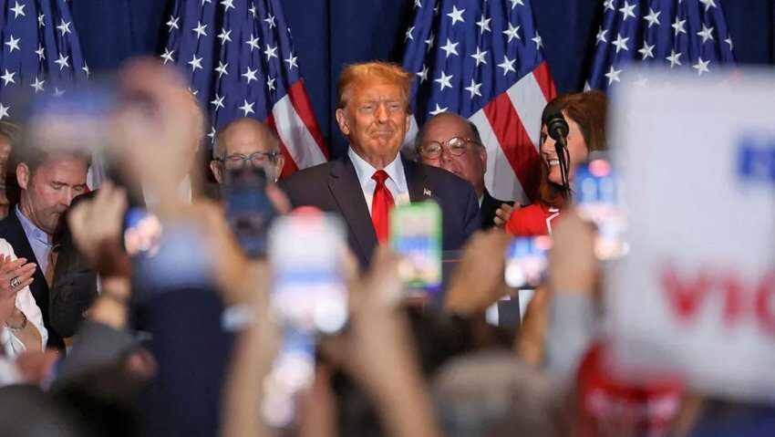 Trump siguron fitore të madhe në Karolinën e Jugut, mposht rëndë Nikki ... Trump siguron fitore të madhe në Karolinën e Jugut, mposht rëndë Nikki ...
