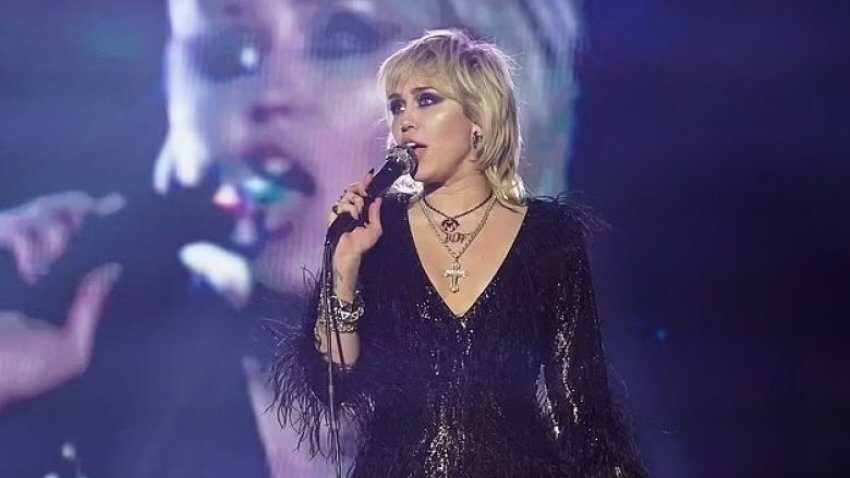 Për herë të parë pas pesë vitesh, Miley Cyrus do të performojë në ...