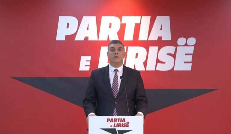 “Planifikohet shembja e dy pallateve në Krrabë”, Partia e Lirisë ... “Planifikohet shembja e dy pallateve në Krrabë”, Partia e Lirisë ...