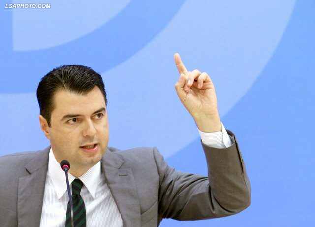 Ora finale dhe fatale e Lulzim Bashës - Gazeta Bulevard