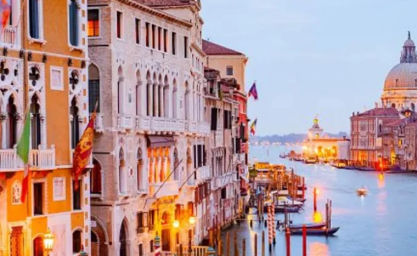 Një nga vendet më të vizituara në Evropë me rregulla të reja, Venecia ...