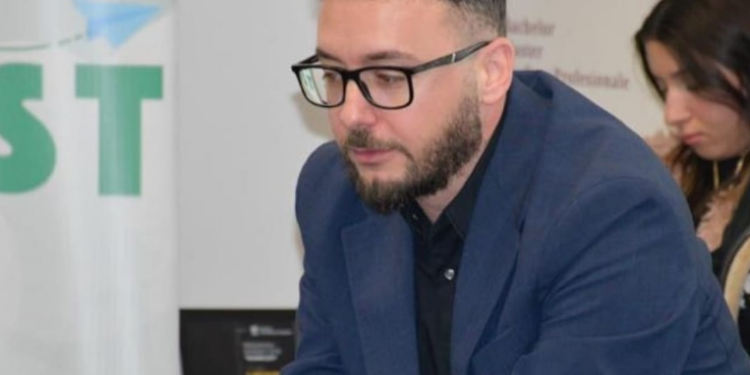 “Shqiptarë të Panjohur” dhe një tjetër rrëfim i Ben Blushit! - Gazeta ...