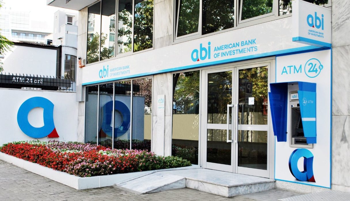 Abi Bank ble 10 për qind të aksioneve të Premier Group - Gazeta Bulevard