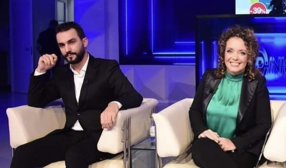 Lapaj: “Nuk do të bëjmë marrëveshje me partitë opozitare, përveç se për ...