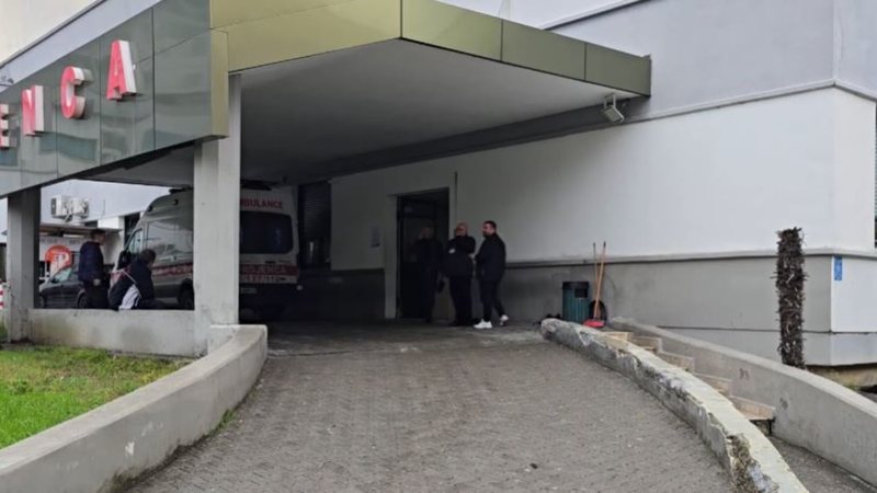 U plagos me thikë në zemër nga bashkëmoshatari për sherrin në “Tik Tok ...