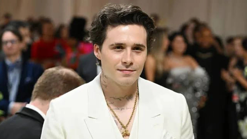 Zbulohet se sa para mori Brooklyn Beckham për një reklamë që tallte ...